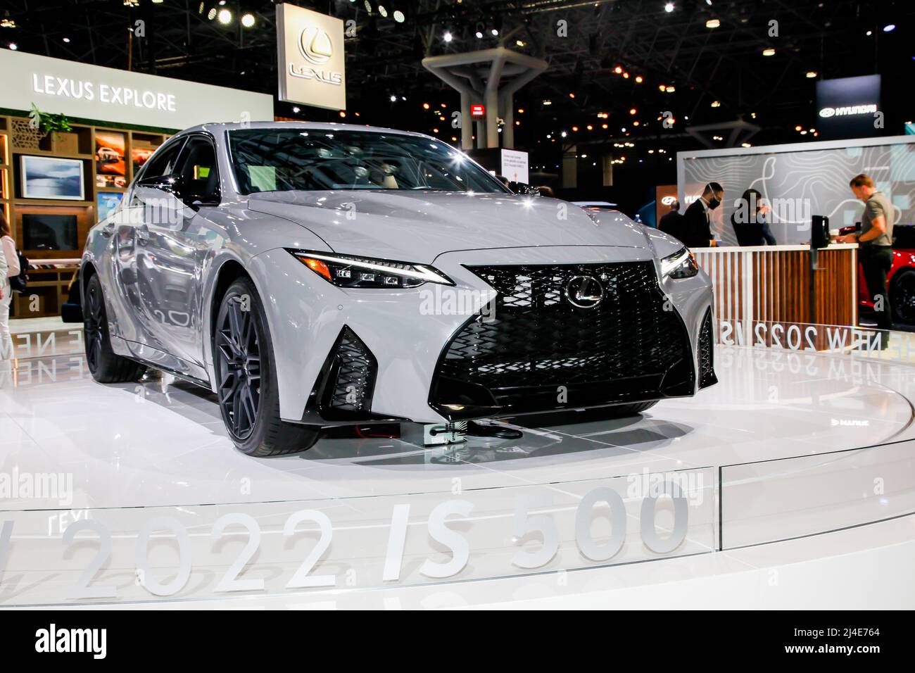 Lexus is500 hi-res stock photography and images - Alamy