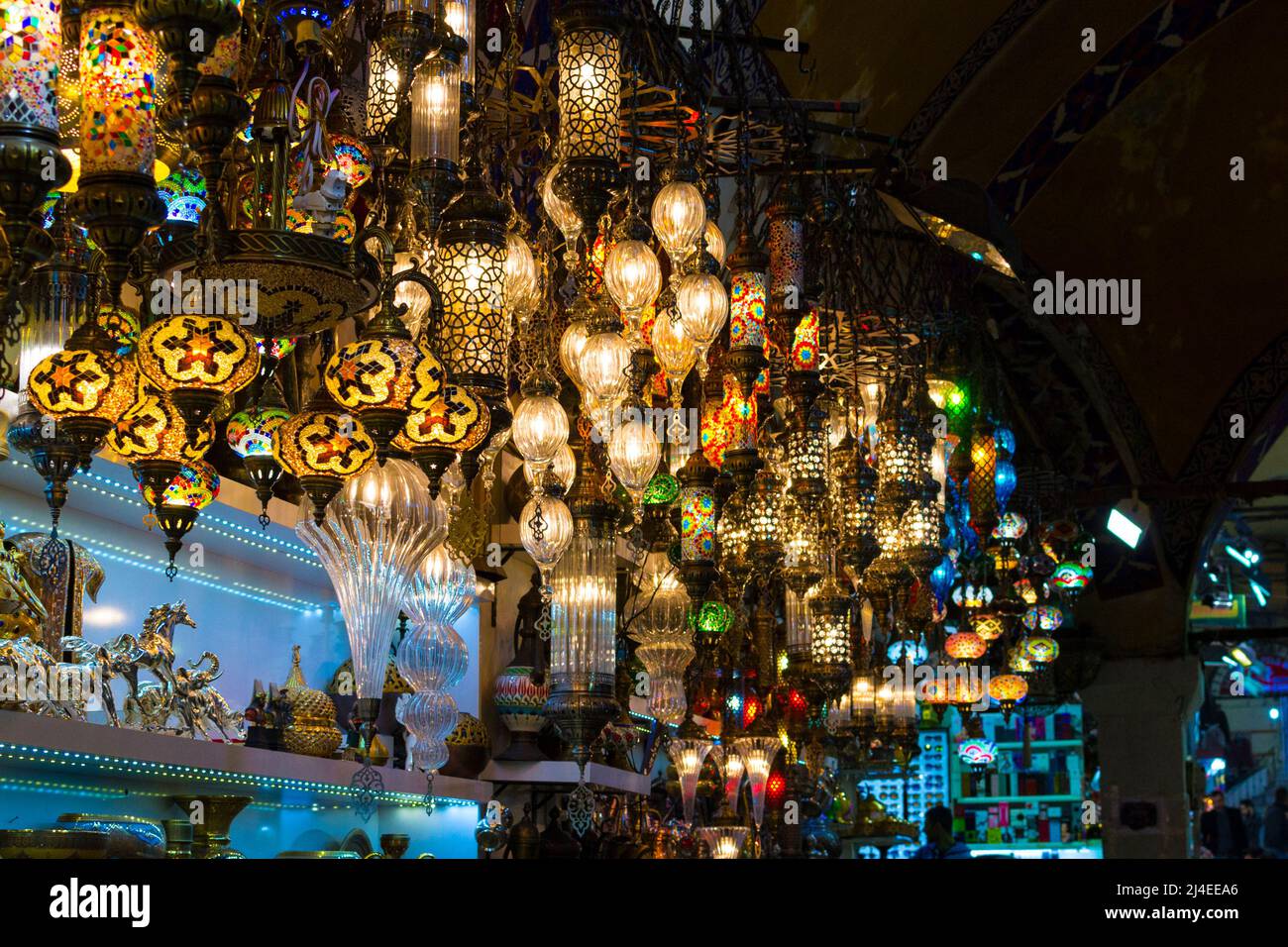 Lamps shop grand bazaar market hi-res stock photography and images - Alamy