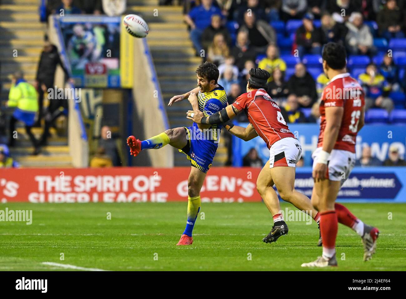 Stefan Ratchford #1 of Warrington Wolves puts in a clearing kick Stock ...