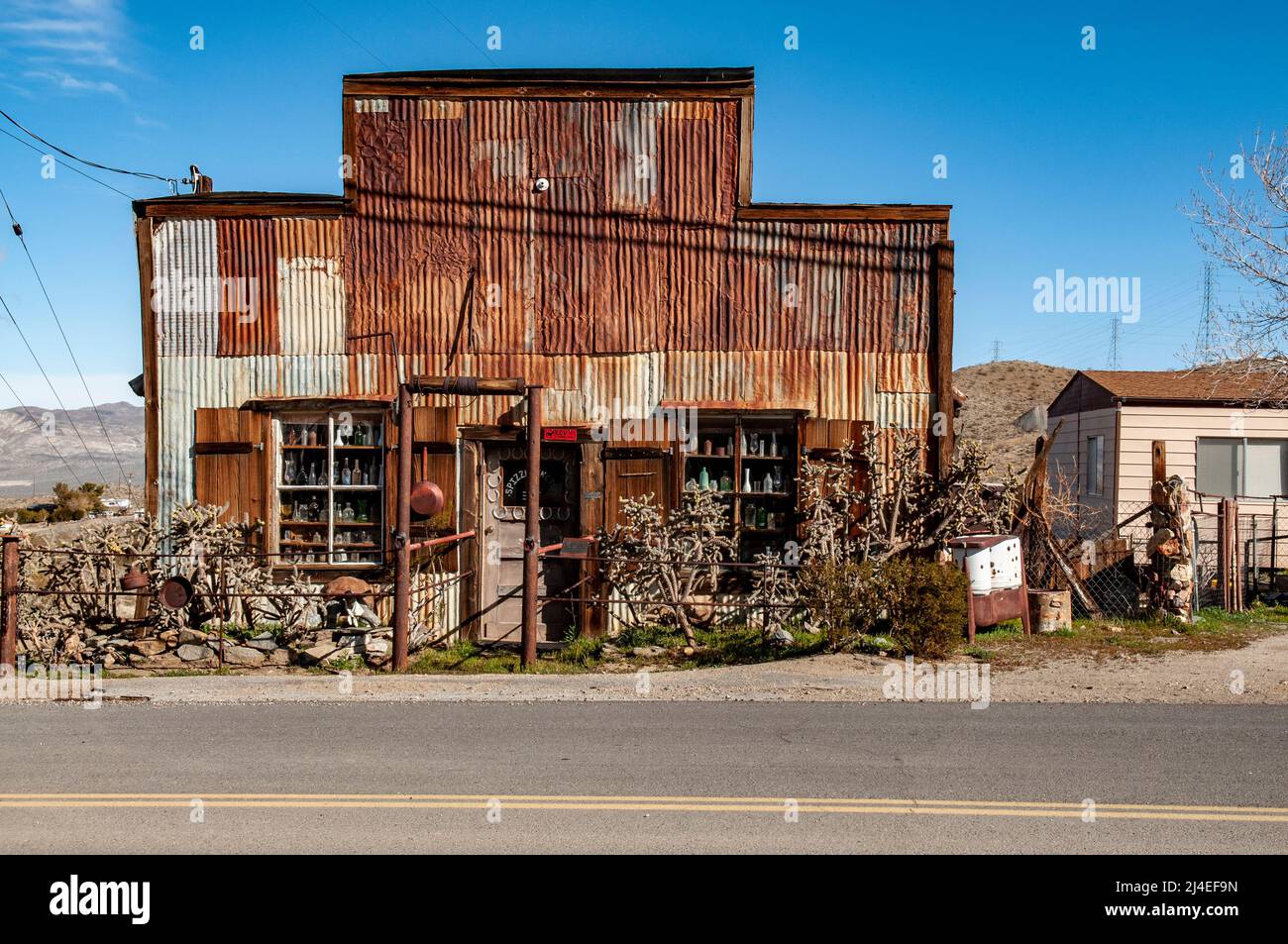 Town of Duisenburg and the Lost Dutchman Mine Stock Photo - Alamy