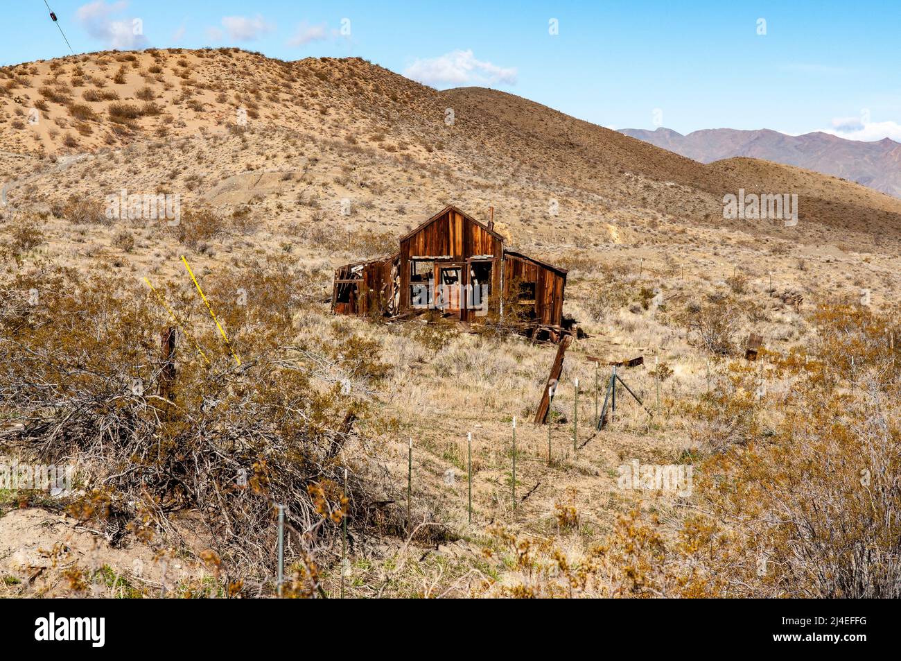 Town of Duisenburg and the Lost Dutchman Mine Stock Photo - Alamy