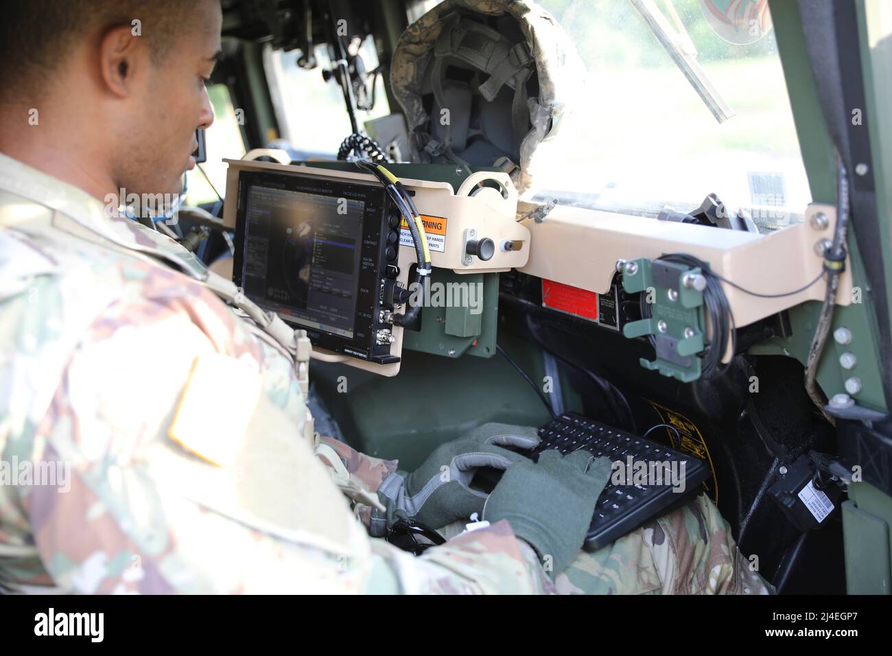 Lightweight counter mortar radar hi-res stock photography and images ...
