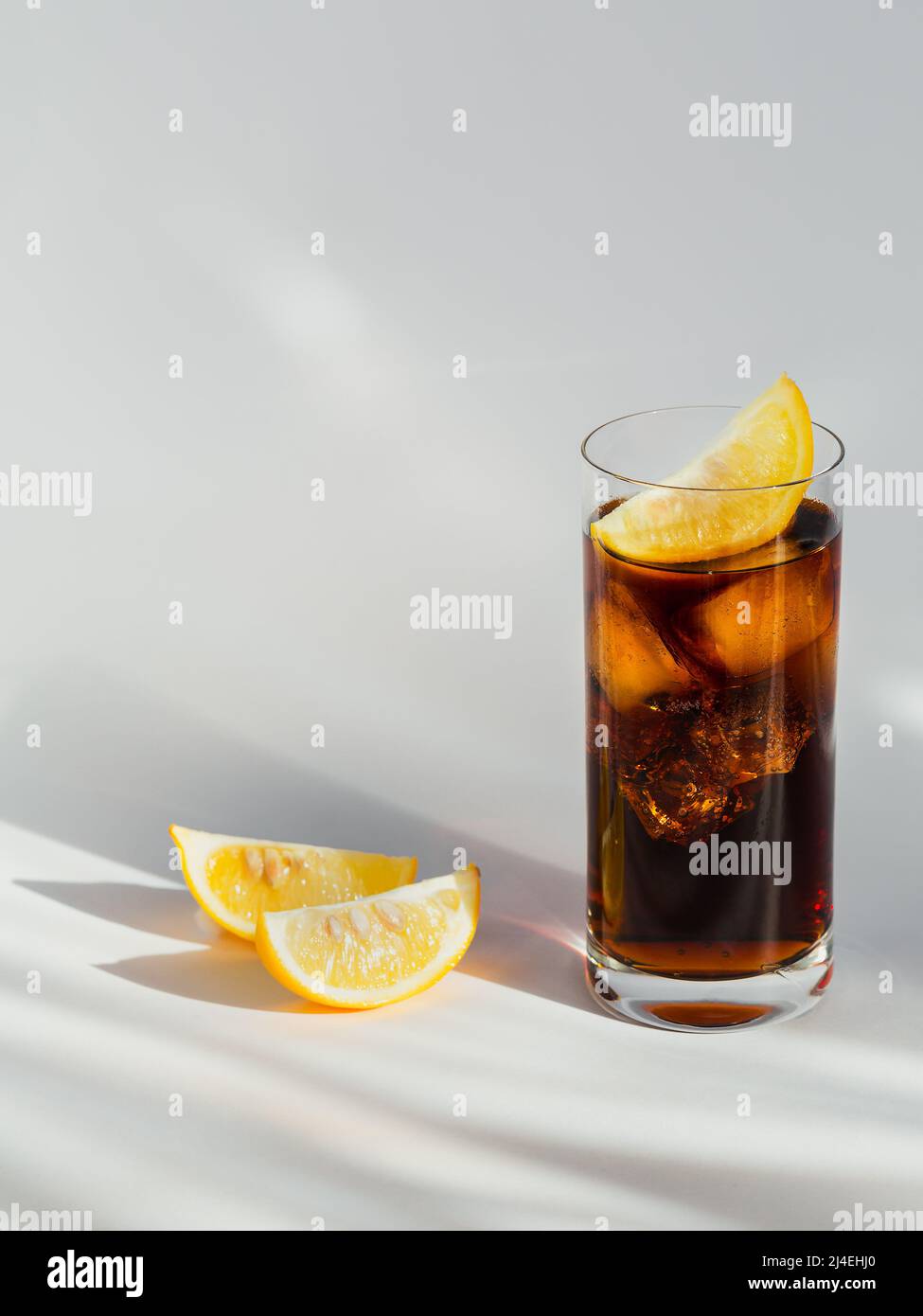 Iced cola with lemon hi-res stock photography and images - Alamy