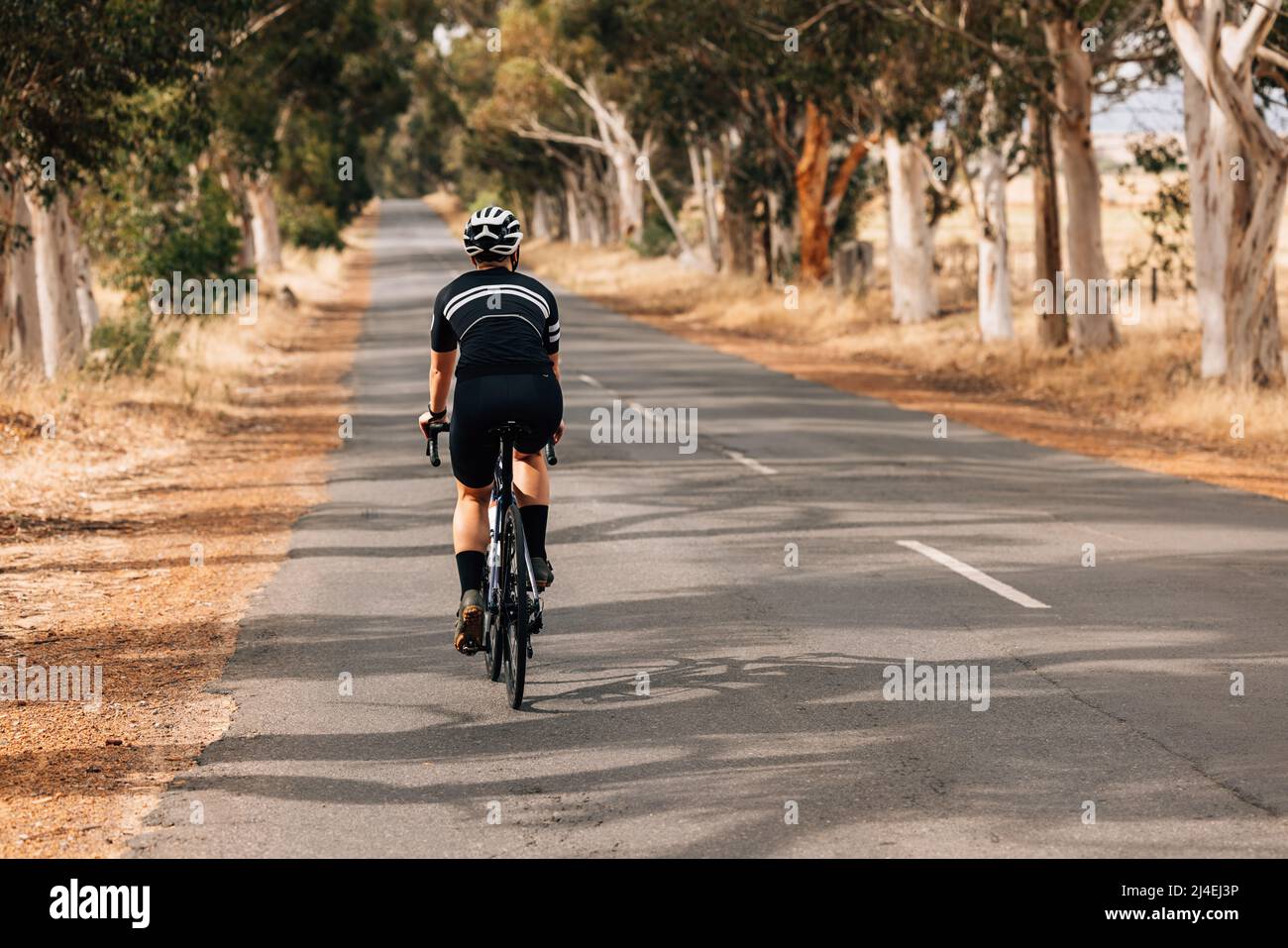 Professional female cyclist hi-res stock photography and images - Alamy