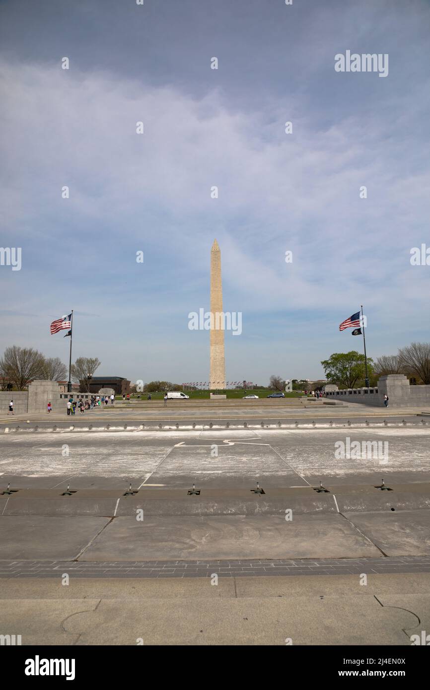 The Washington Monument on a Beautiful Spring Day Stock Photo - Alamy