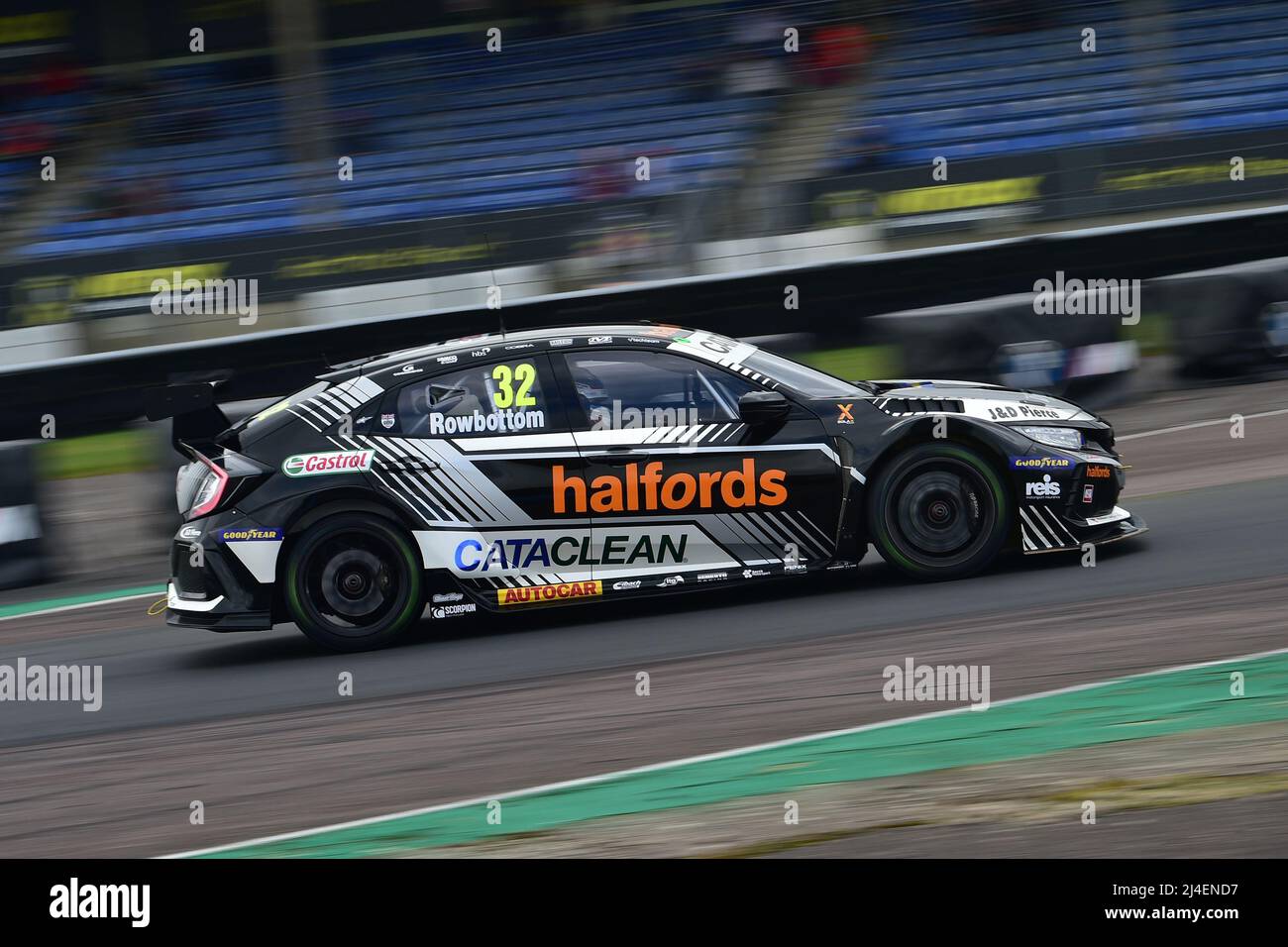 Daniel Rowbottom, Honda Civic Type R, BTCC bounces back into action in ...