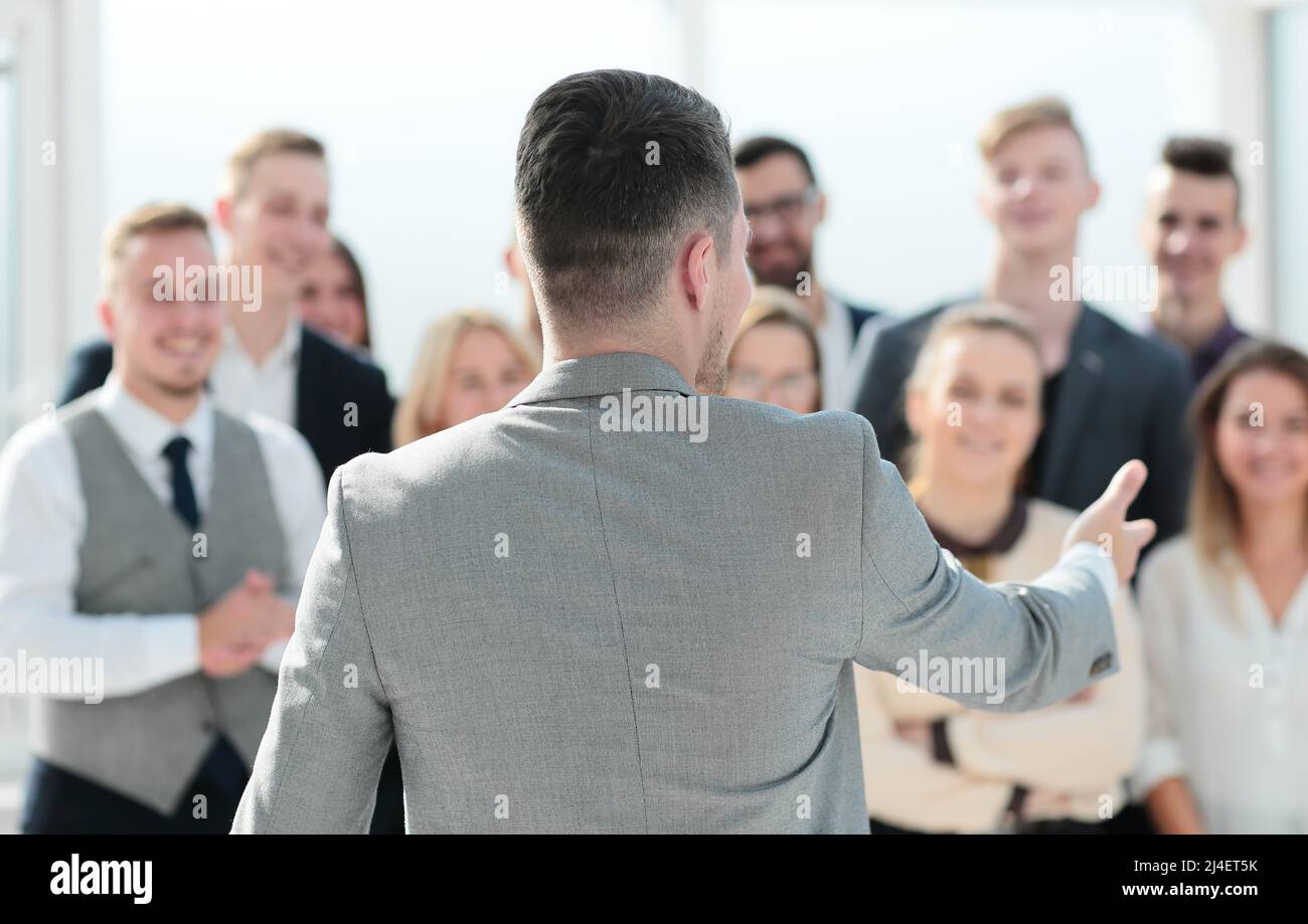 businessman speaking with addressing his business team Stock Photo - Alamy