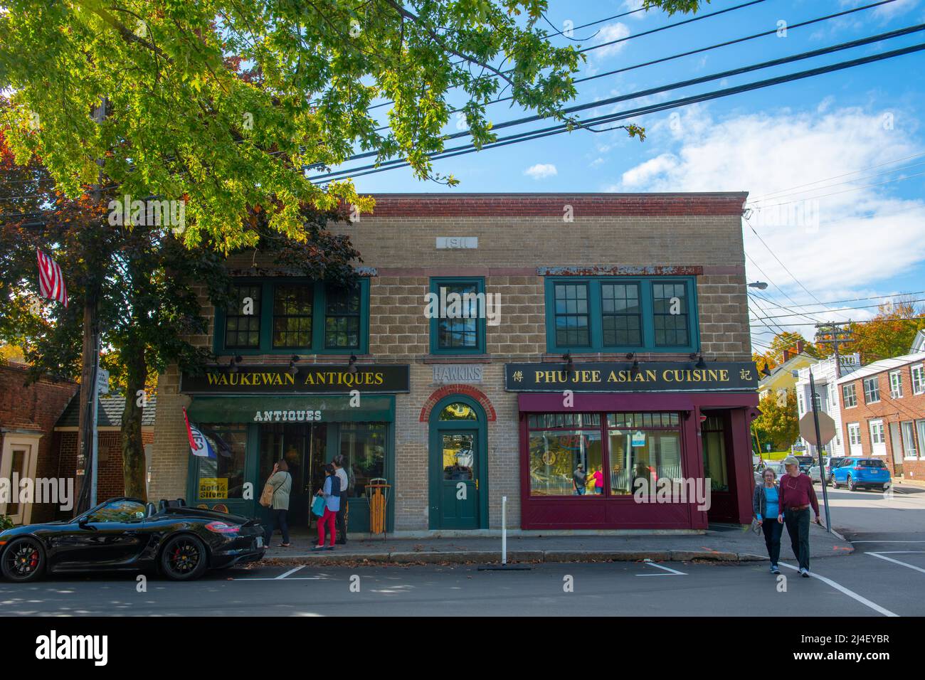 Hawkins commercial building at 55 Main Street in historic town center ...