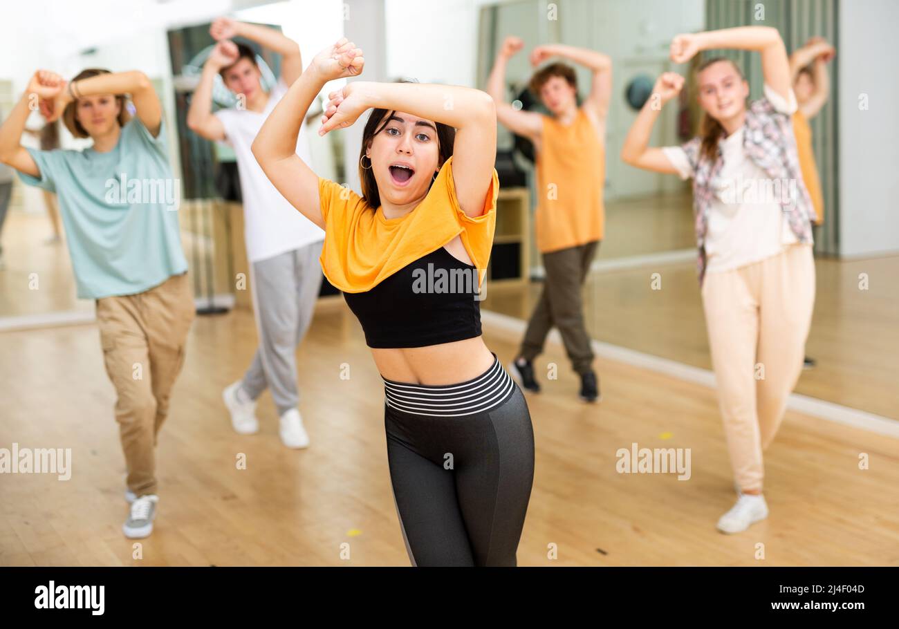 Teens performing modern dance in studio Stock Photo - Alamy