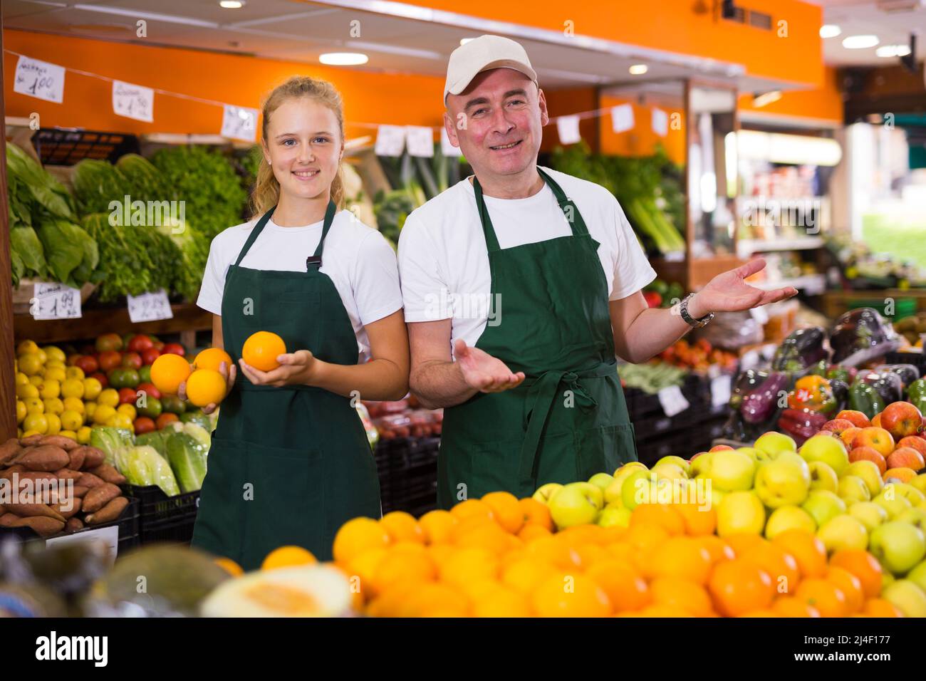 Small family business Stock Photo - Alamy