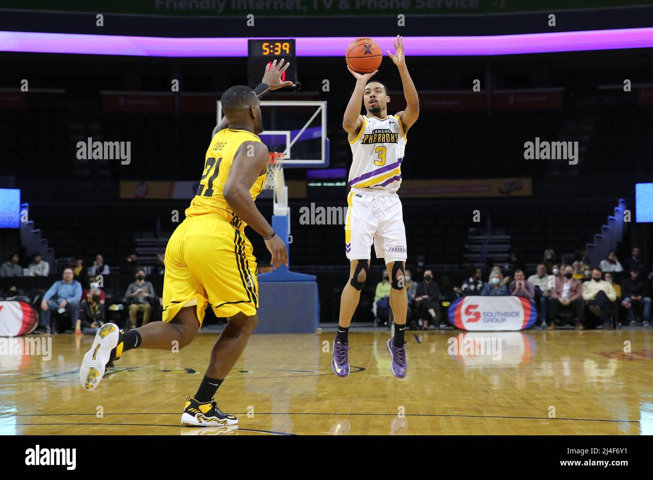 London Ontairo Canada, March 6th 2022, The London Lightning beats the ...