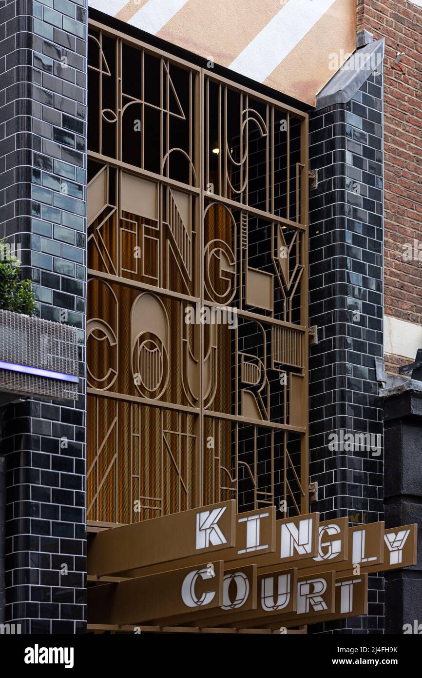 Kingly court hi-res stock photography and images - Alamy