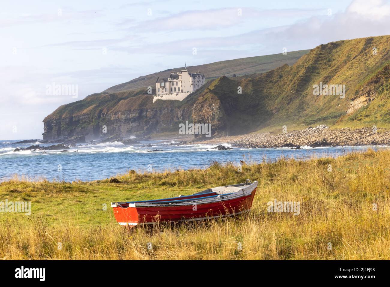 View of Dunbeath Castle, Scotland Stock Photo - Alamy