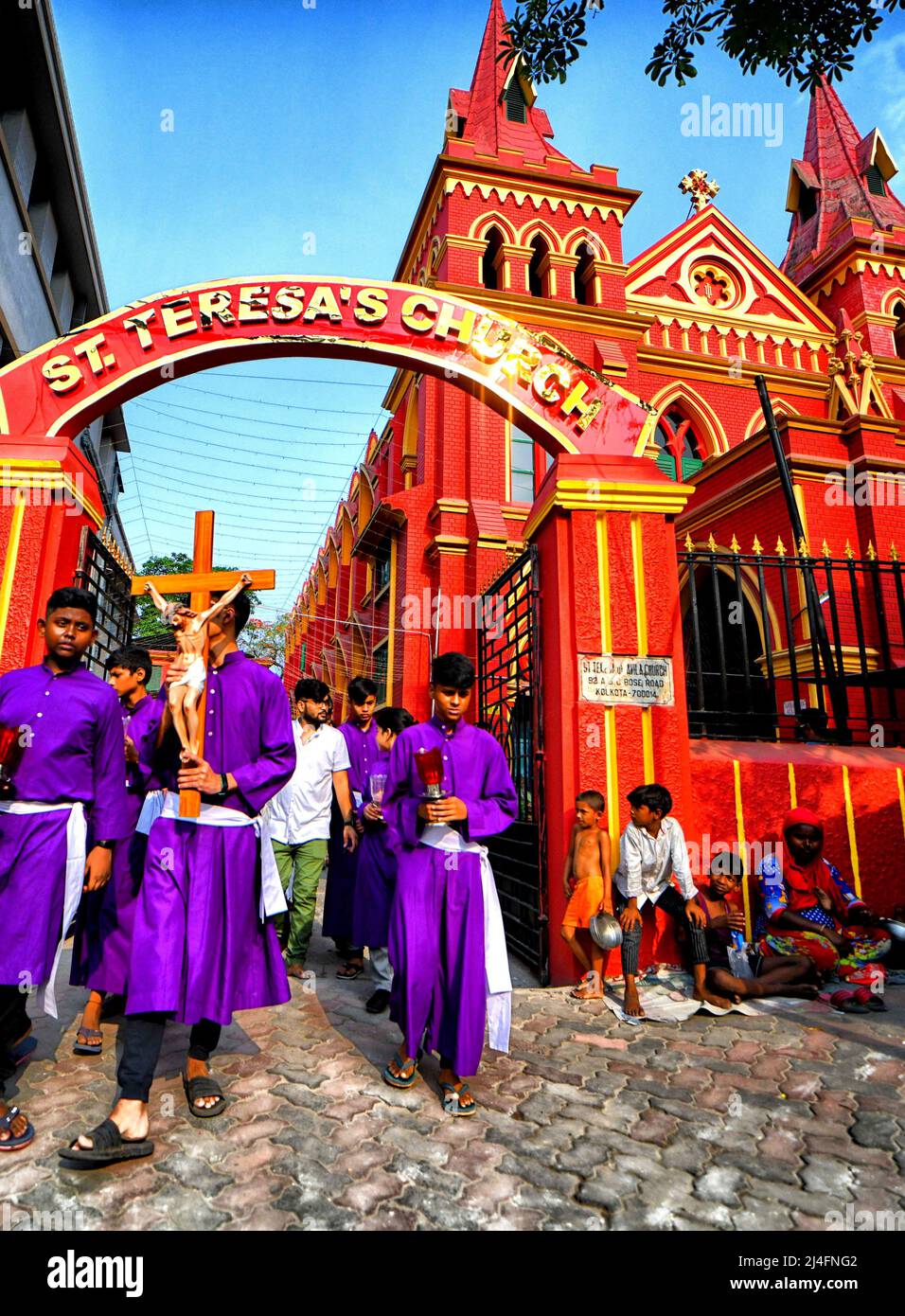 Jesus christ carrying cross st hi-res stock photography and images - Alamy