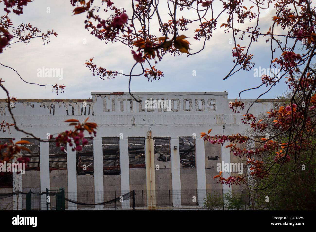 Liverpool Littlewoods Pools Building, Art Deco building, Liverpool ...