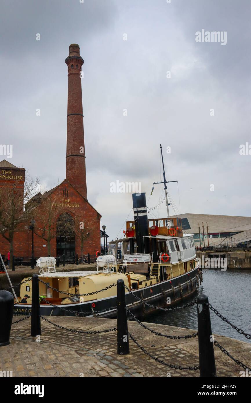 Liverpool vessel and The Pump House, Albert Dock, Liverpool Stock Photo ...
