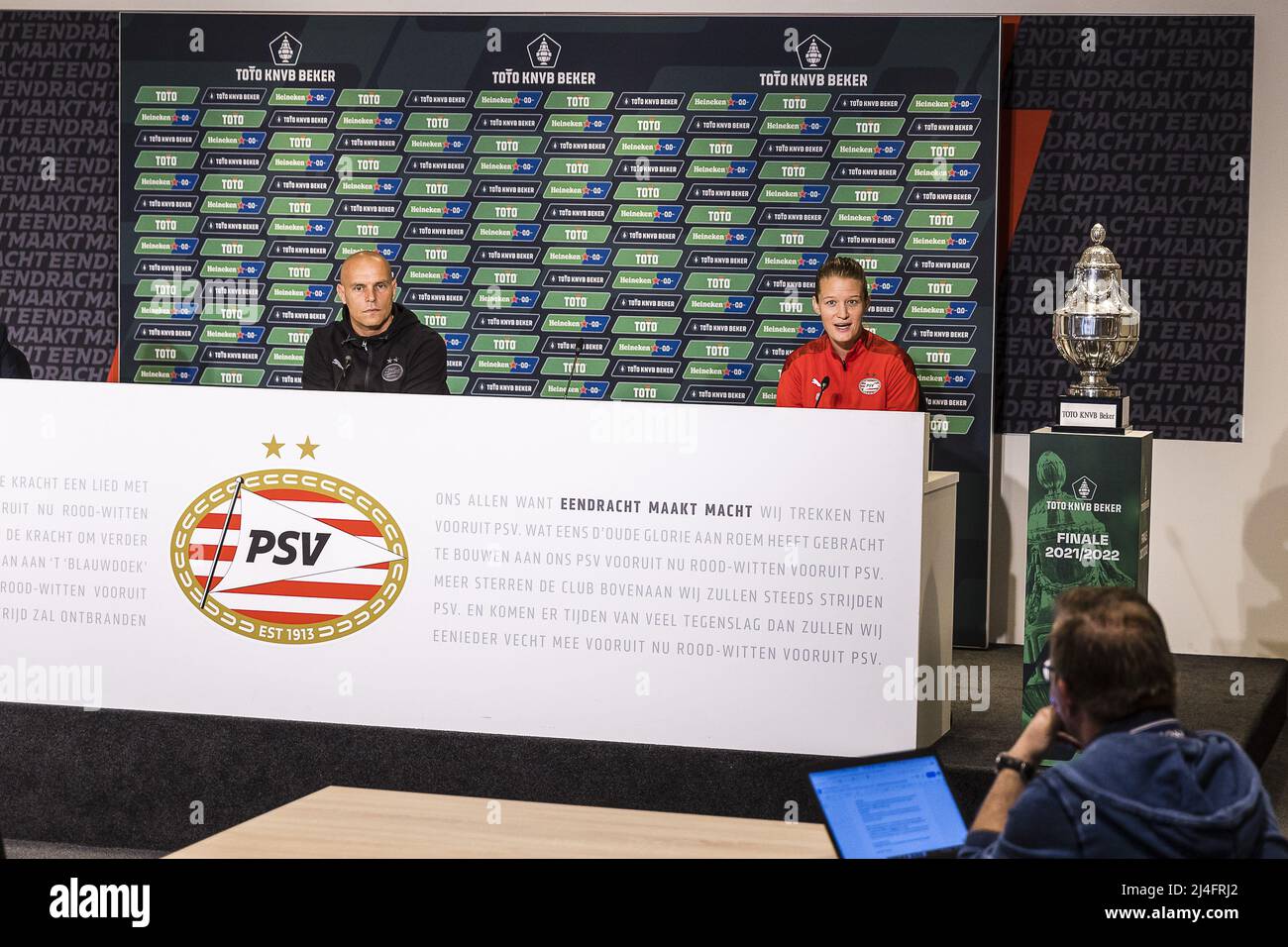 EINDHOVEN - 15-04-2022, Philips stadion. Dutch football, eredivisie ...
