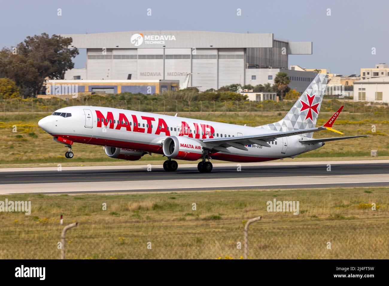Malta Air Boeing 737-8 MAX 200 (REG: 9H-VUD) lifting off from runway 13 ...