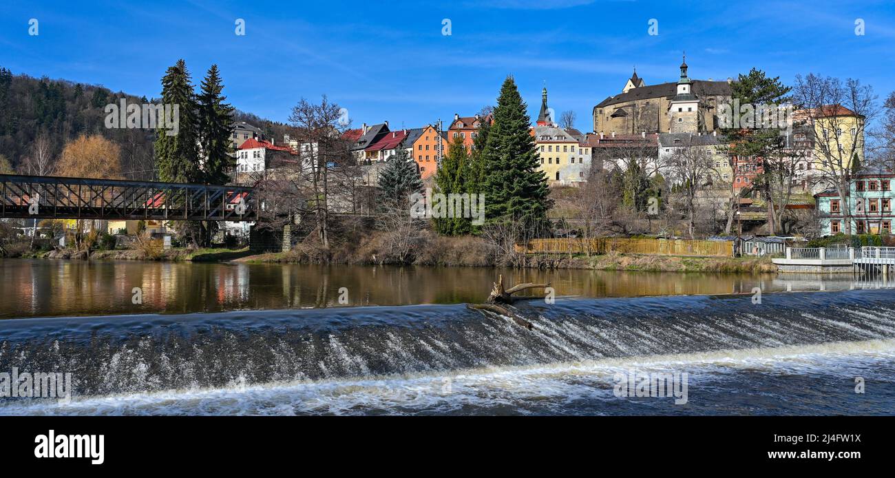 12 April 2022, Czech Republic, Loket: Loket Castle (Czech: Hrad Loket ...