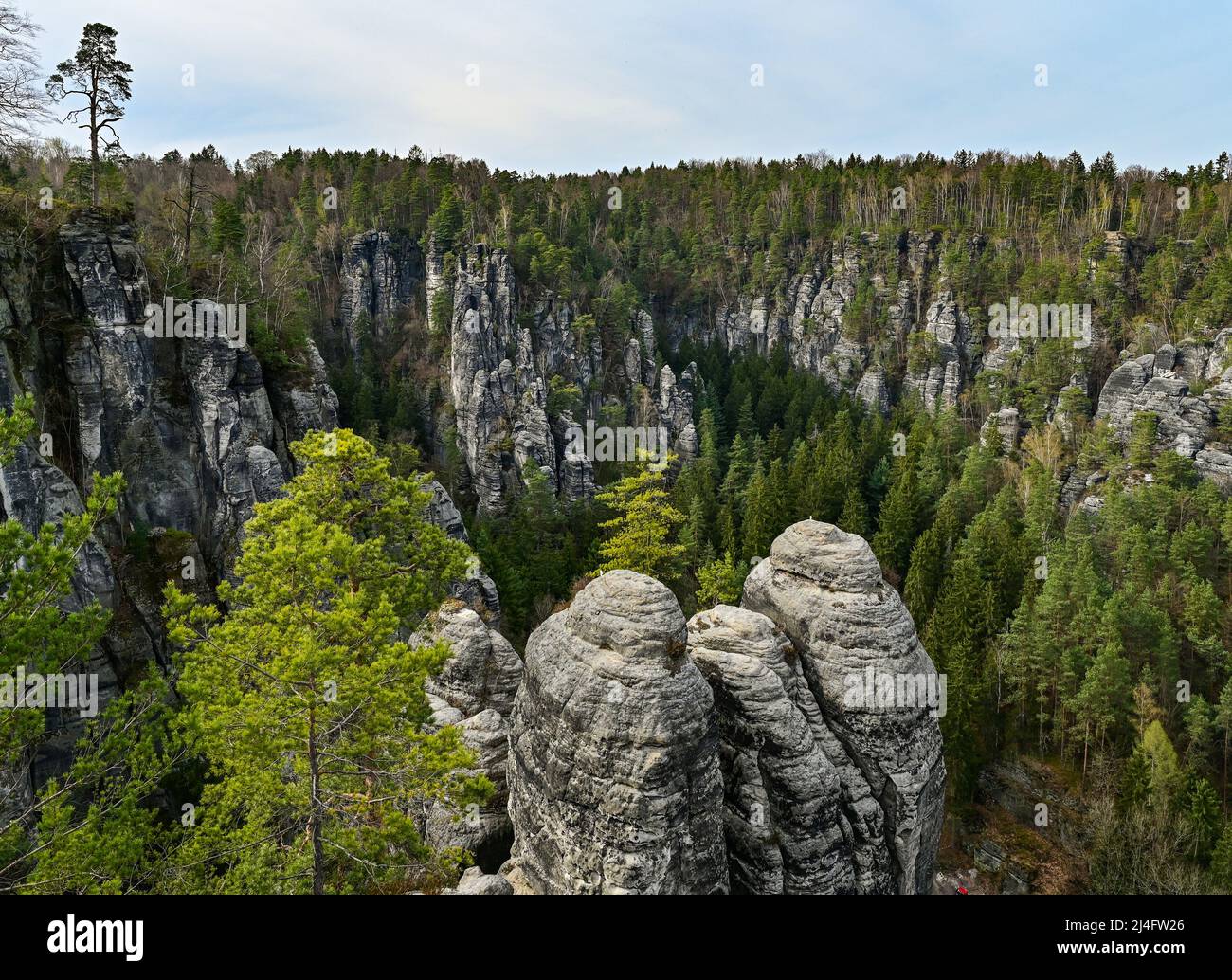 13 April 2022, Saxony, Lohmen: The Elbe Sandstone Mountains in the ...