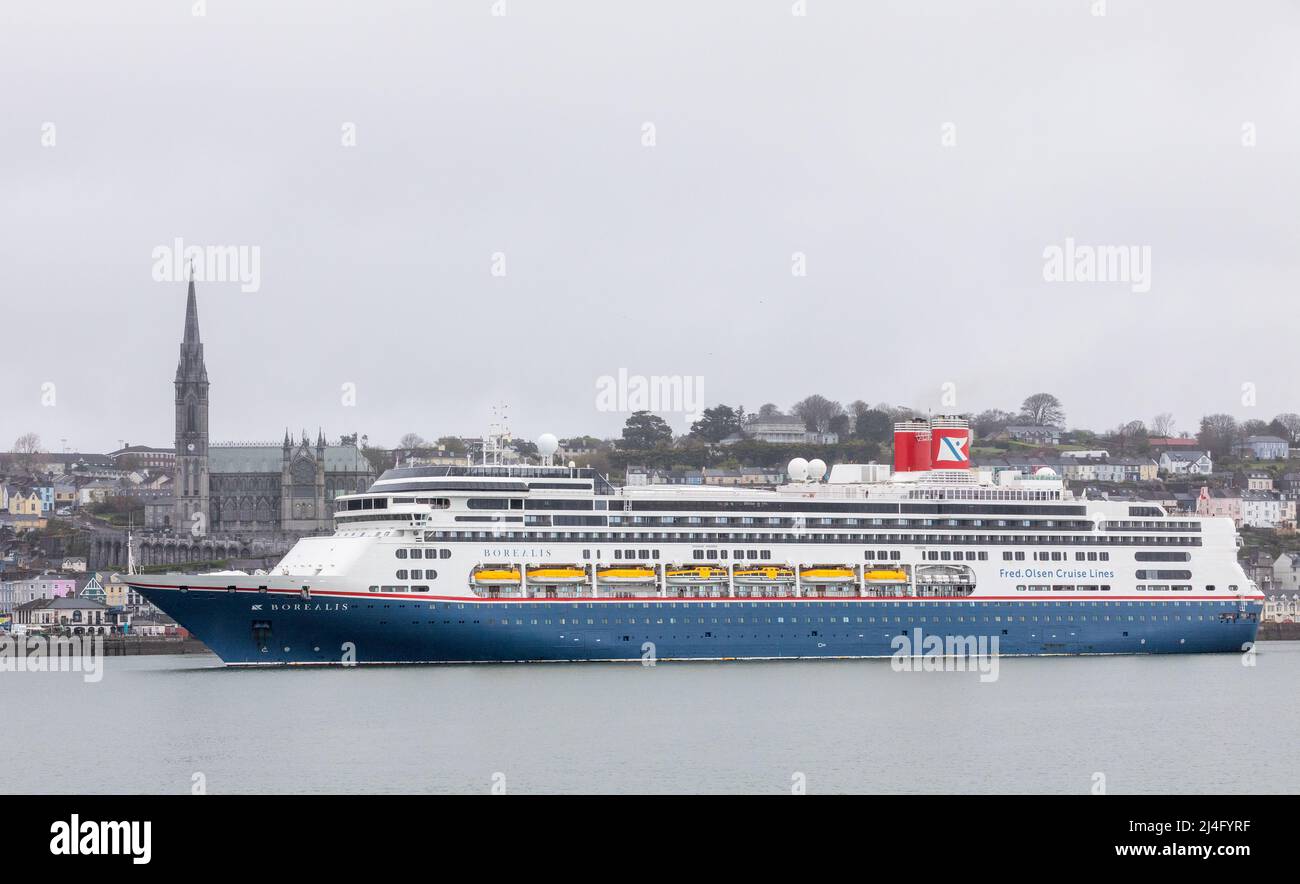 Cruise liners and cobh hi-res stock photography and images - Alamy