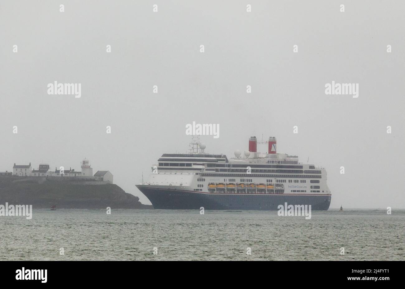 Cruise liners and cobh hi-res stock photography and images - Alamy