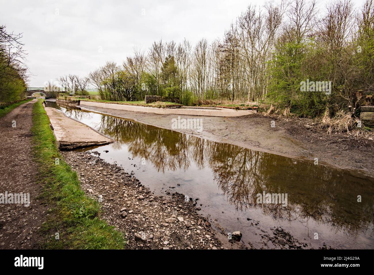 Repairs along 750 metres of embankment hi-res stock photography and ...
