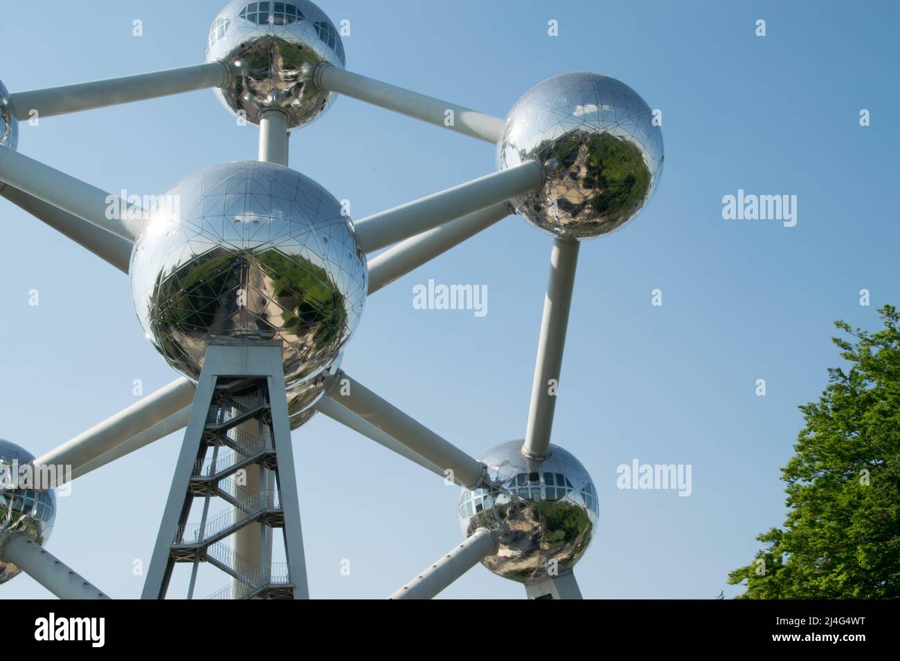 View of the atomium in Brussels, Belgium Stock Photo - Alamy