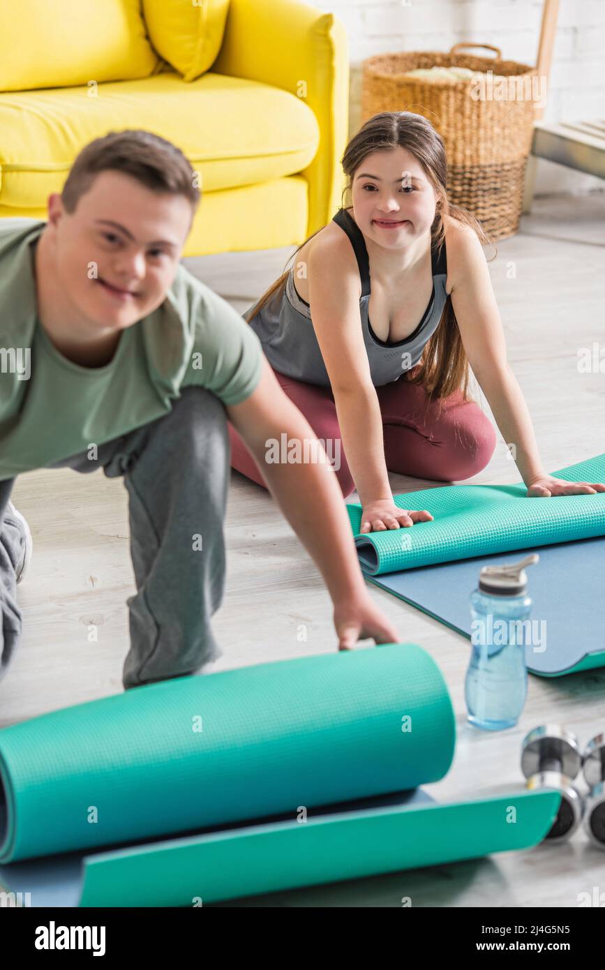 Sitting syndrome hi-res stock photography and images - Alamy