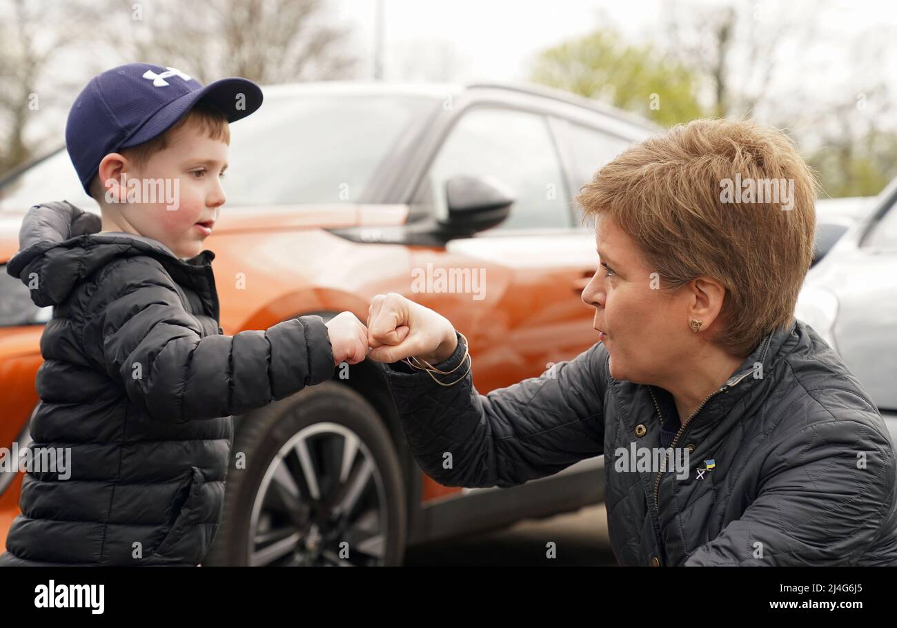 Four pumps hi-res stock photography and images - Alamy