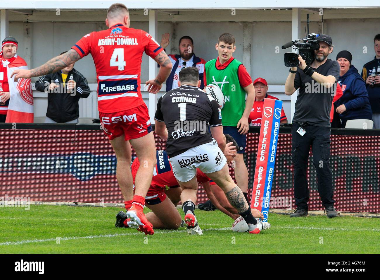 Ryan Hall (5) of Hull KR goes over for a try and makes the score 4-0 ...