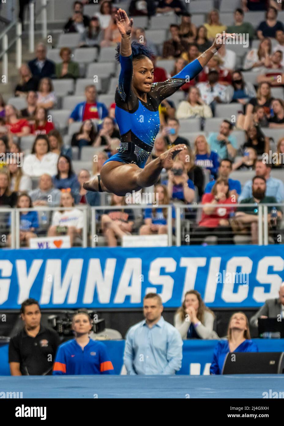 The University of Florida's Trinity Thomas wins the floor excercise ...
