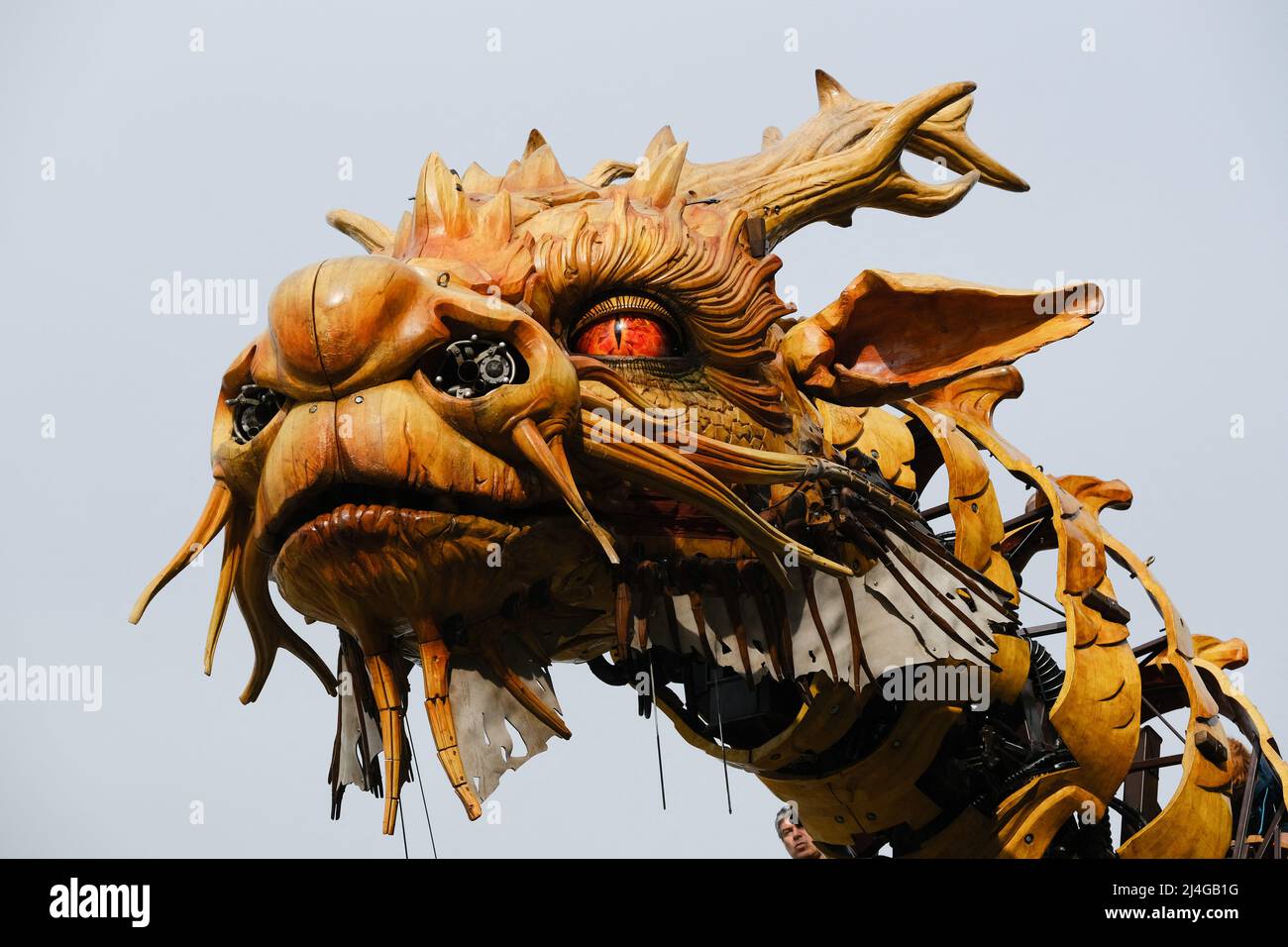 La machine dragon horse hi-res stock photography and images - Alamy