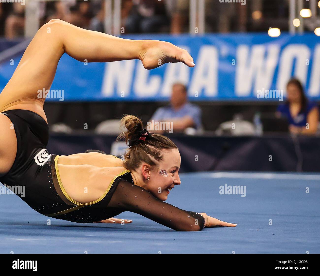 April 14, 2022: Minnesota's Lexy Ramler performs her floor routine ...