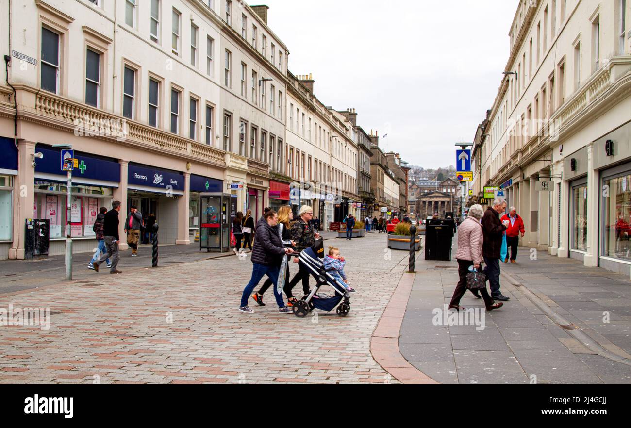 Shoppers shopping at overgate shopping centre hi-res stock photography ...