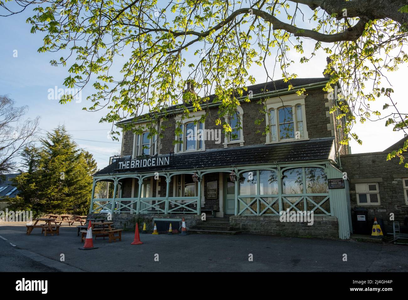 The Bridge Inn. Bridge Road, Shortwood, Pucklechurch, Bristol (Apr22 ...