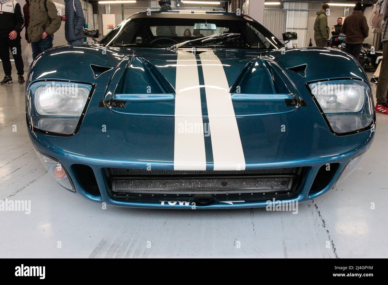 Ford gt40 racing car hi-res stock photography and images - Alamy
