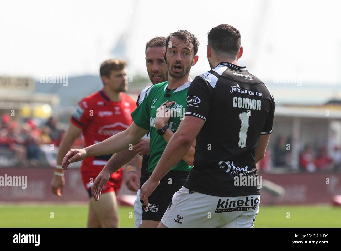 Referee james childs hi-res stock photography and images - Alamy