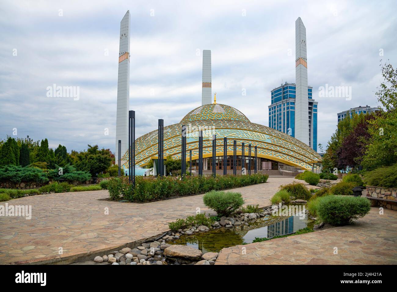 ARGUN, RUSSIA - SEPTEMBER 28, 2021: View of the Mother's Heart Mosque ...