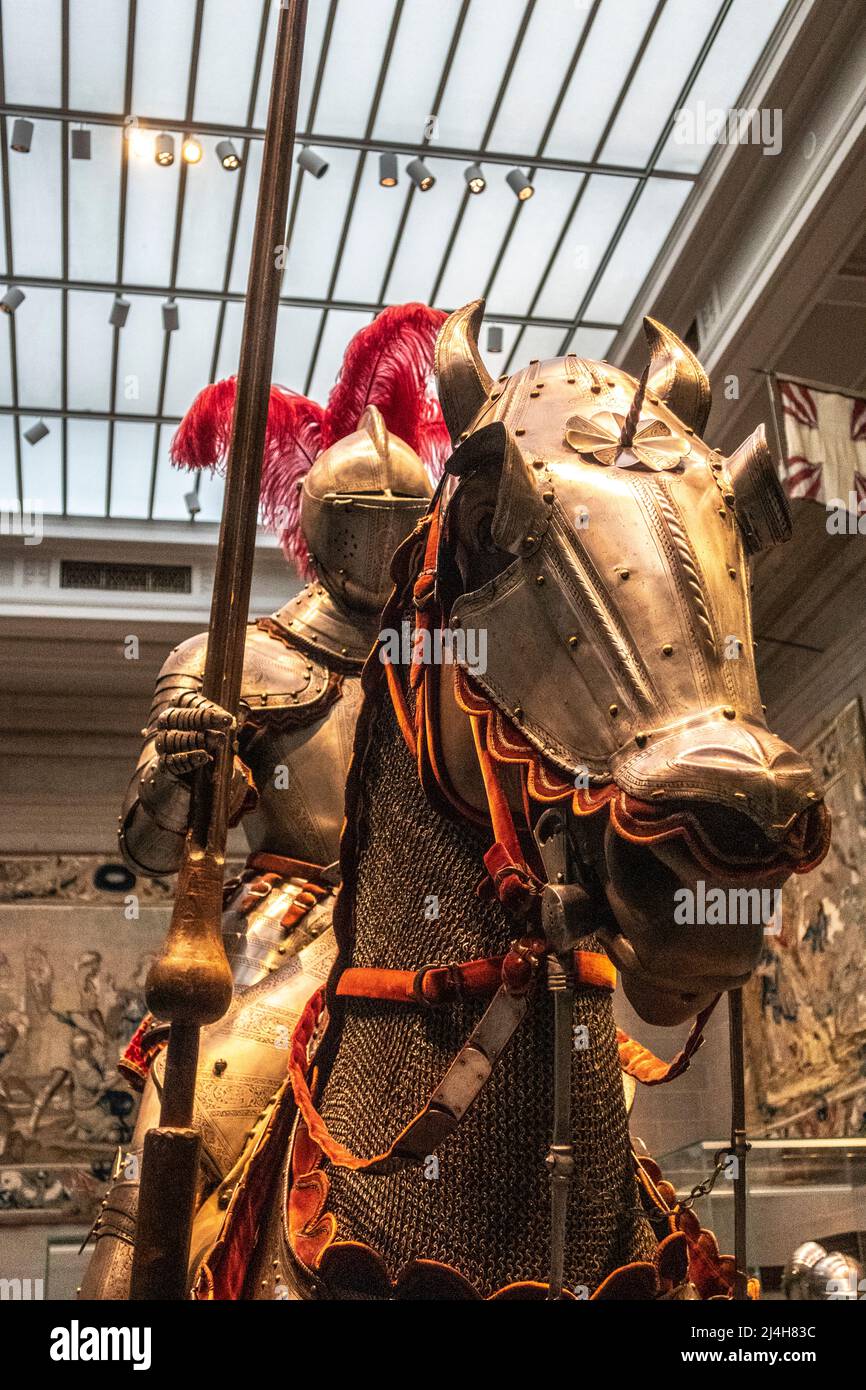 Knight wearing helmet hi-res stock photography and images - Alamy