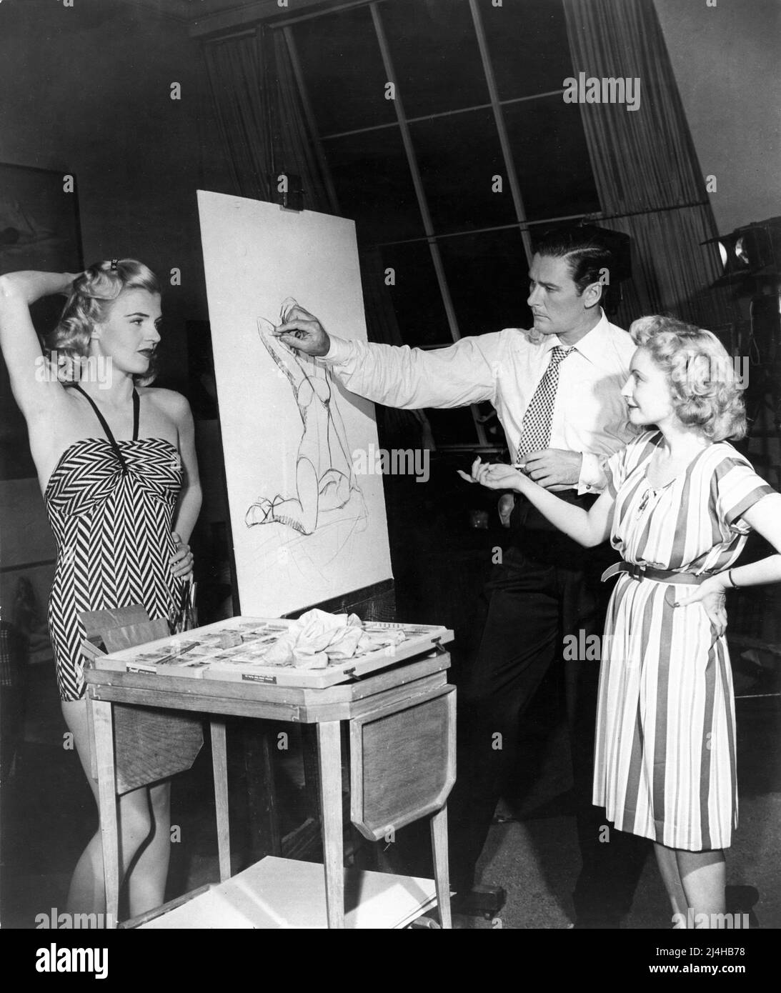 ERROL FLYNN gets tips for sketching female model from ZOE MOZERT for ...
