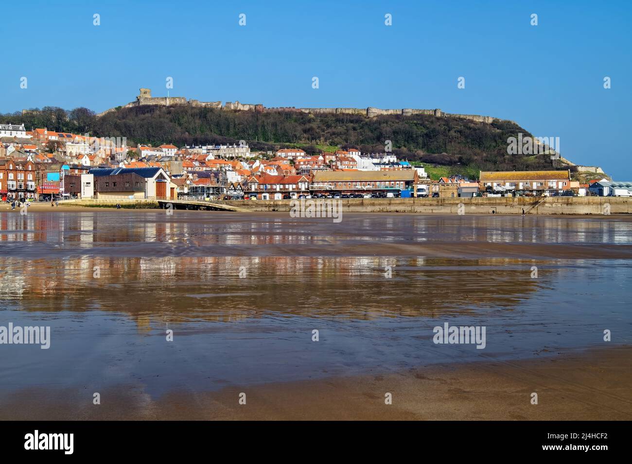 Scarborough seafront north yorkshire england hi-res stock photography ...