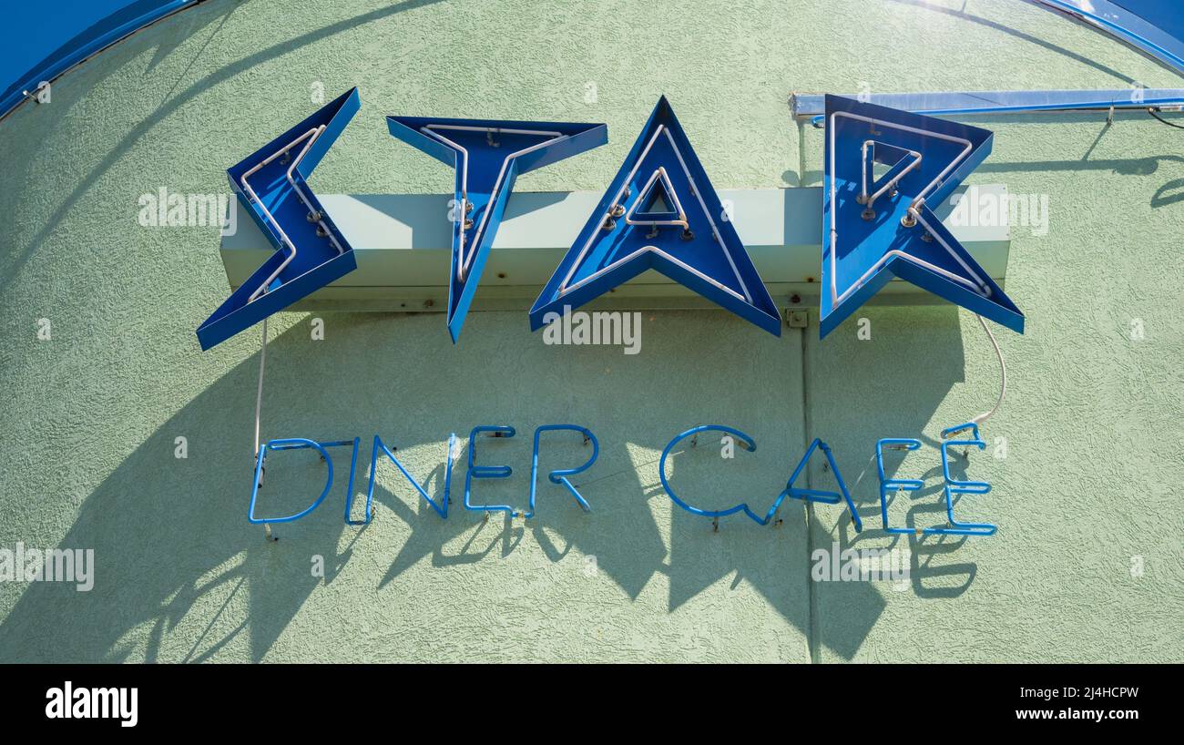Neon star hi-res stock photography and images - Alamy
