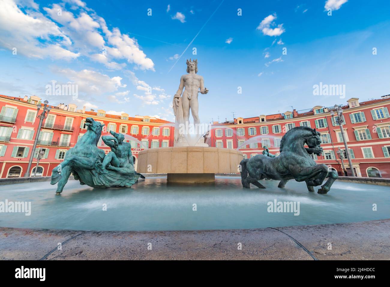Statue apollon hi-res stock photography and images - Alamy