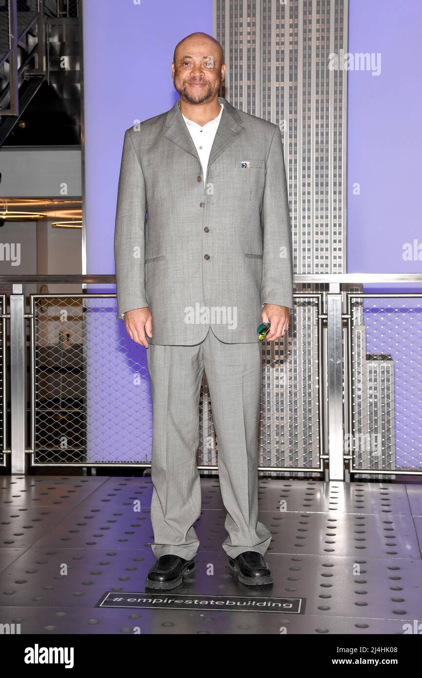 American baseball legend Butch Huskey visits the Empire State Building ...