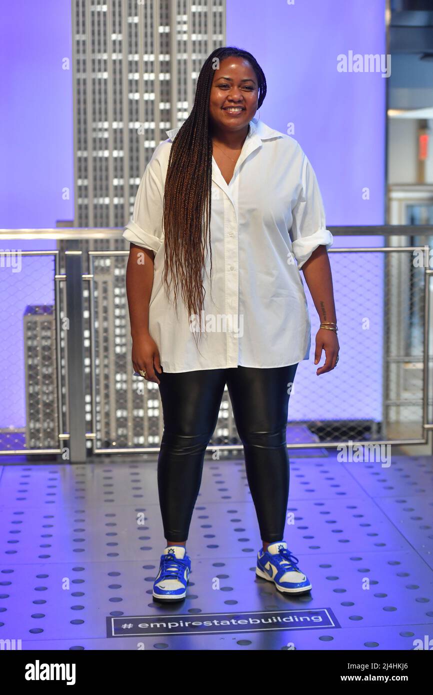 Meta Robinson visits The Empire State Building For Jackie Robinson Day ...