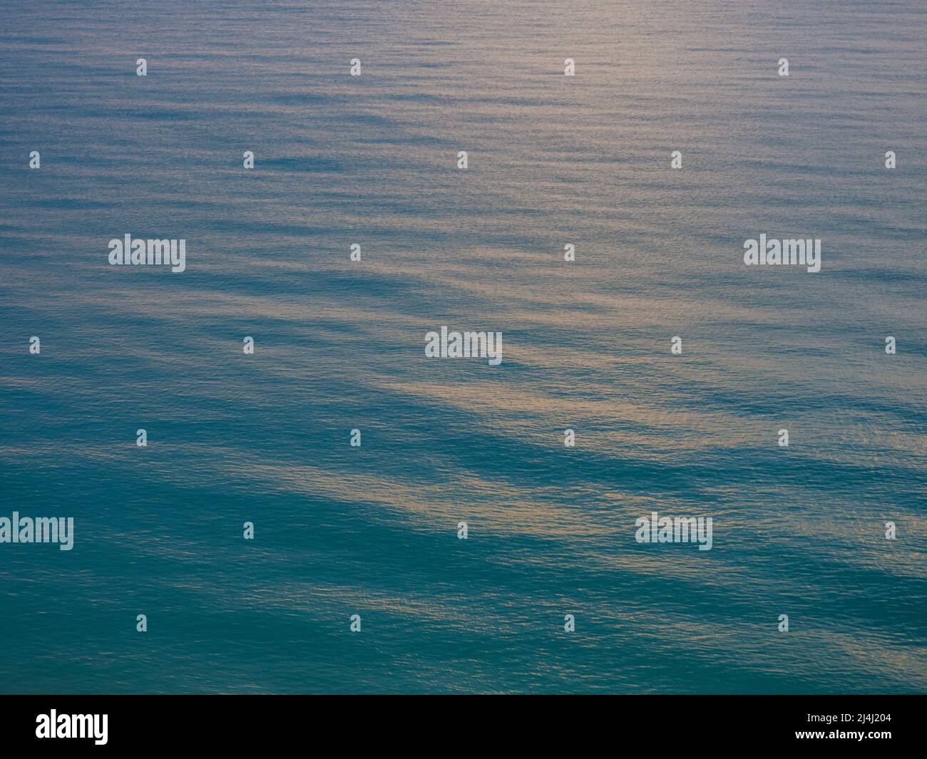 Turquoise water ripple hi-res stock photography and images - Alamy