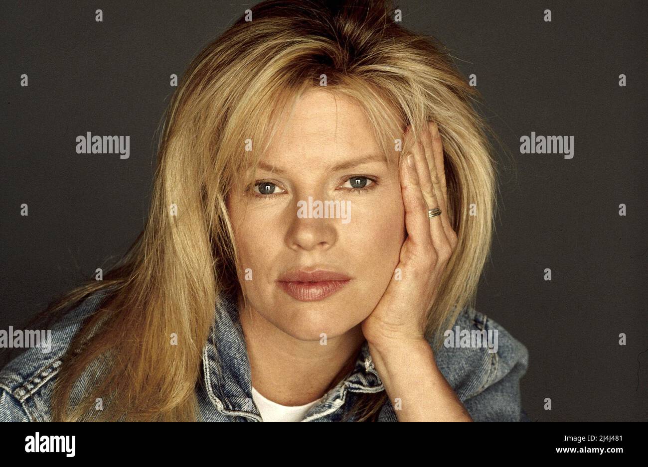 KIM BASINGER in THE GETAWAY (1994), directed by ROGER DONALDSON. Credit ...
