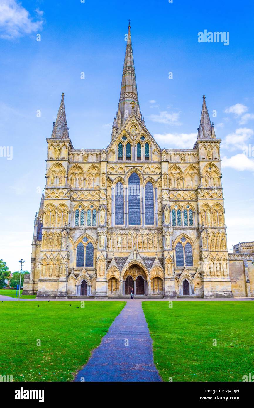 Salisbury cathedral medieval clock hi-res stock photography and images ...