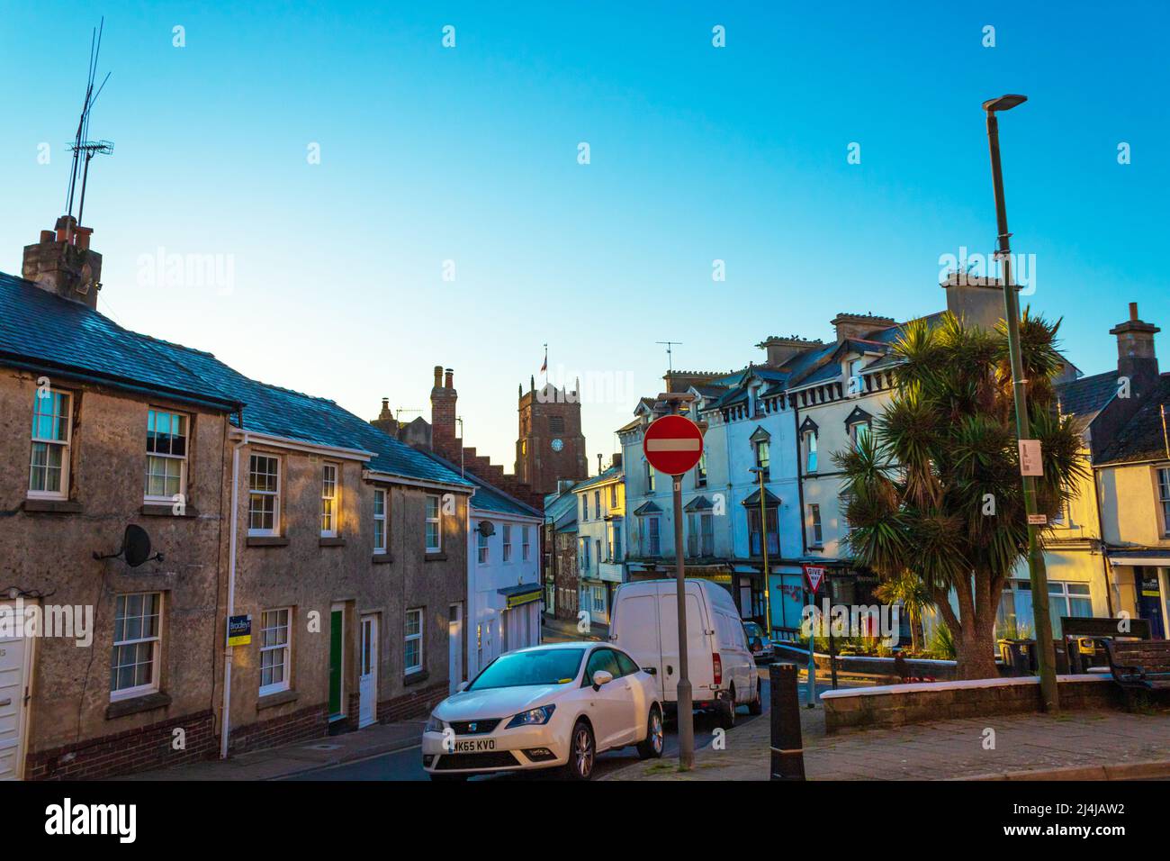 Paignton main shopping street hi-res stock photography and images - Alamy